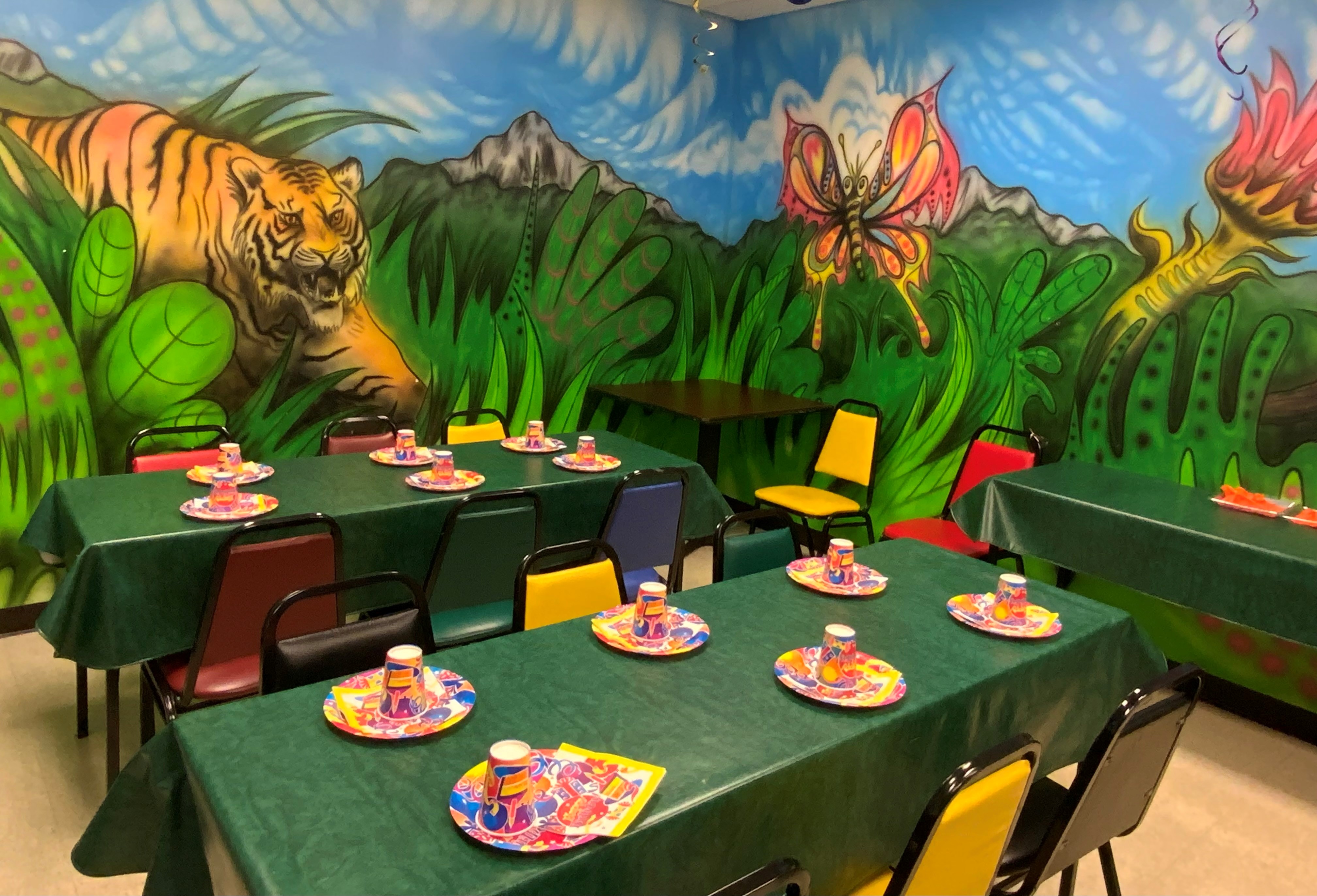 Kidz Place Family Fun Center > Parties